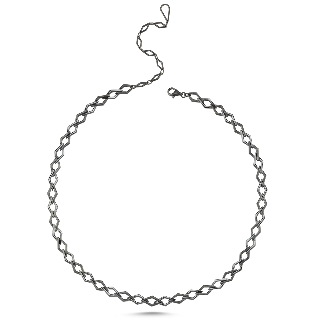 BLACK HOLE WITH ADJUSTABLE CHAIN